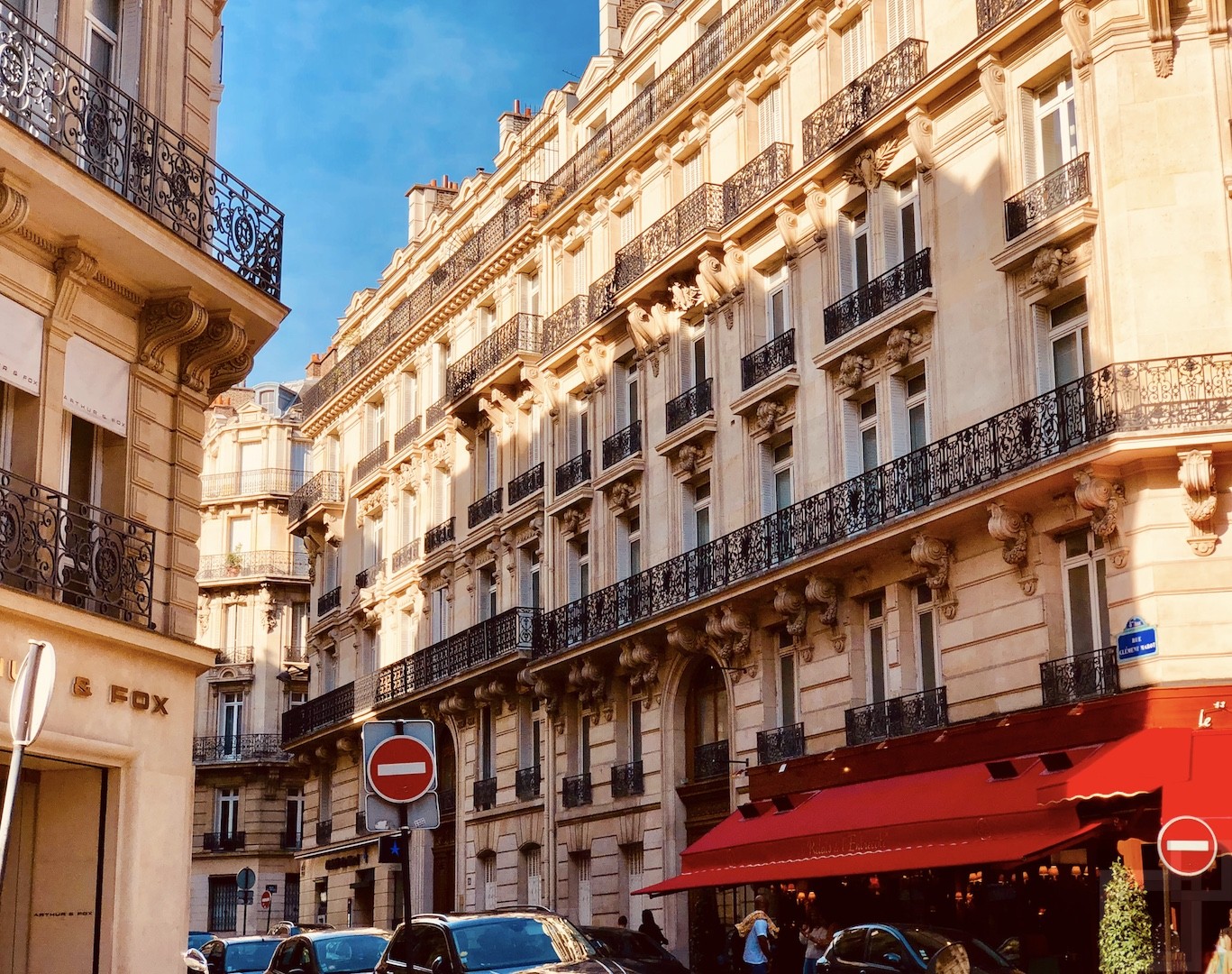 Chez André, Paris Bistro im goldenen Dreieck - Mr. Food & Travel by Murmelz